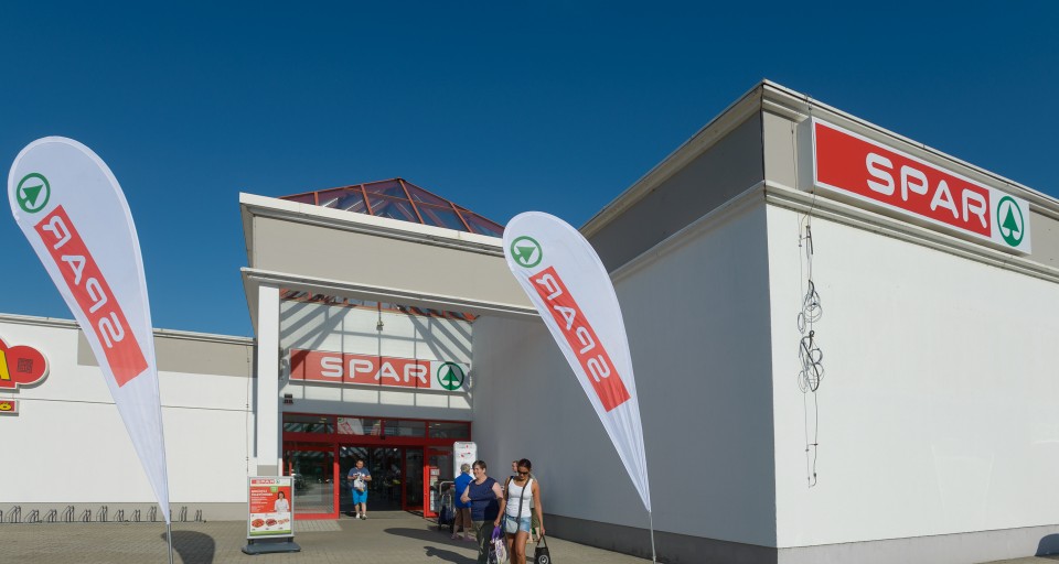 SPAR szupermarket Veszprém - 8200 - Jutasi út 18.