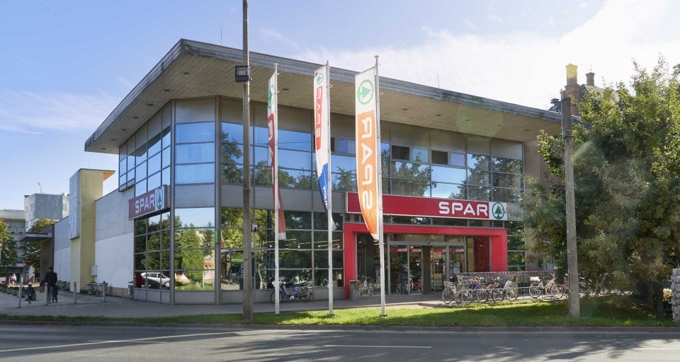 SPAR szupermarket Kapuvár - 9330 - Fő tér 2/2