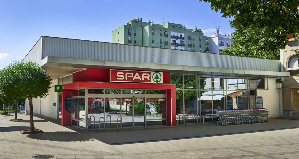 SPAR szupermarket Pécs - 7632 - Éva utca 17.